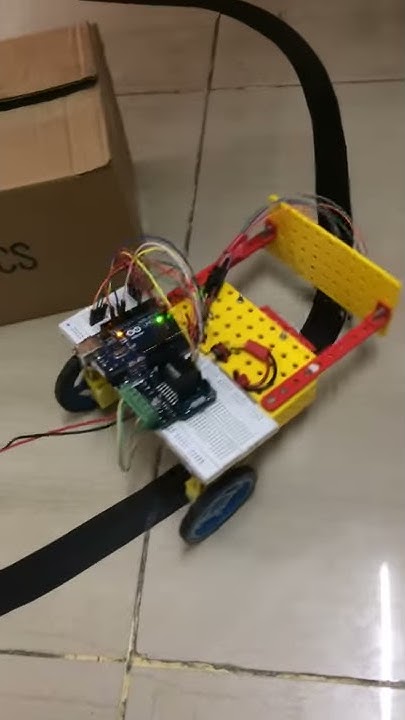 Line follower Robot || Arduino black line follower Robot - YouTube