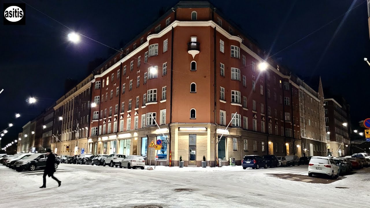 Quiet Winter Night Walk in Downtown Helsinki - Upscale District of Etu ...