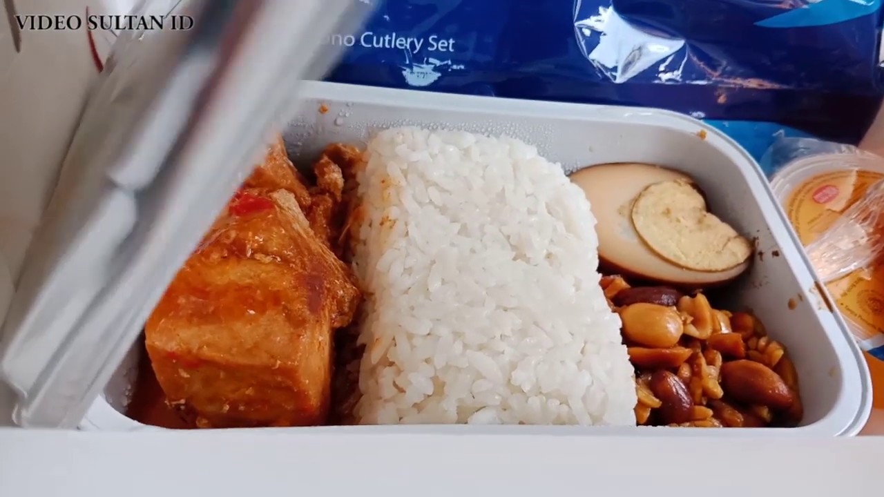 Makanan Kelas Ekonomi Pesawat Garuda Indonesia Spesial Ramadhan ...