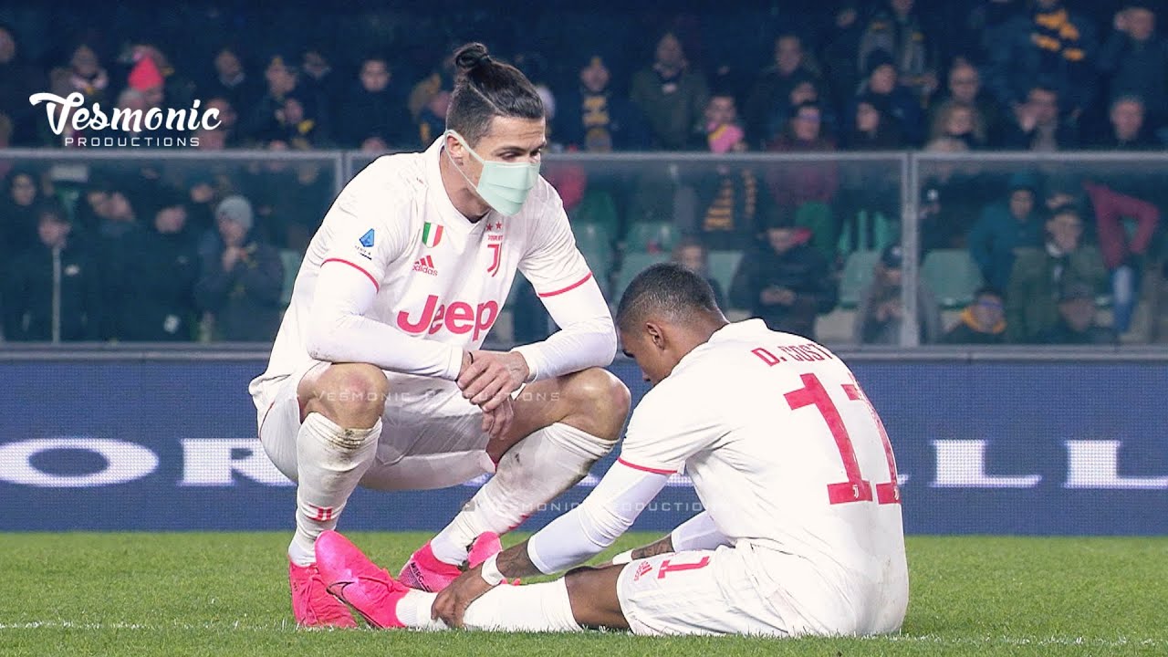 Cristiano Ronaldo Respect Moments That You Might Have Missed... - YouTube