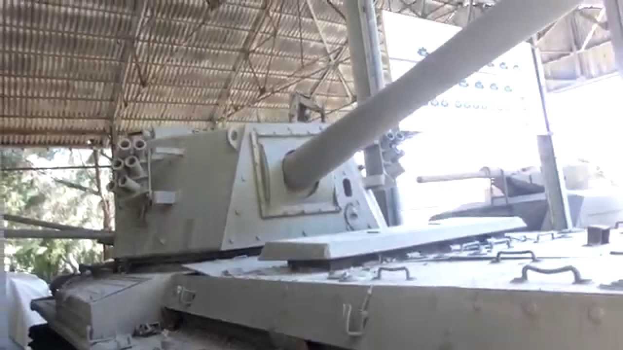 Charioteer British tank destroyer FV4101 Cromwell Heavy AT Gun 84mm ...