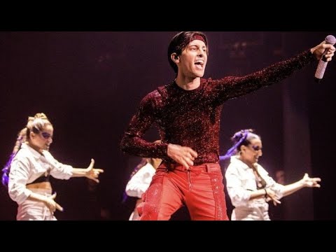 A Fuego Robleis Vivo Gran Rex 13/11/22 - YouTube