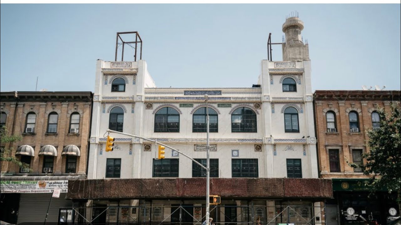 Makki Masjid Brooklyn!installed speakers outside for Adhan performing ...