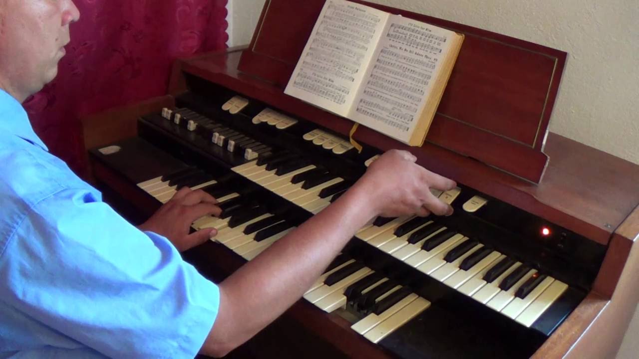 Demo Hammond L-100 - YouTube