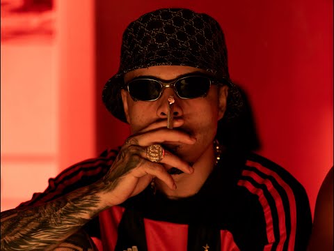 TRAJADO DE AMIRI - MC TUTO, MC MENOR JP, MC MENO K, CAIO LUCCAS (VIDEO OFICIAL)