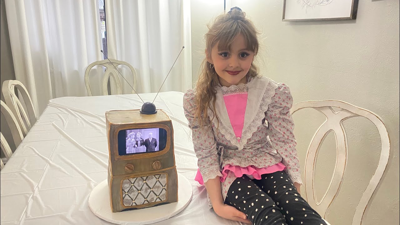 Aislynn’s yearly interview 2024 - YouTube