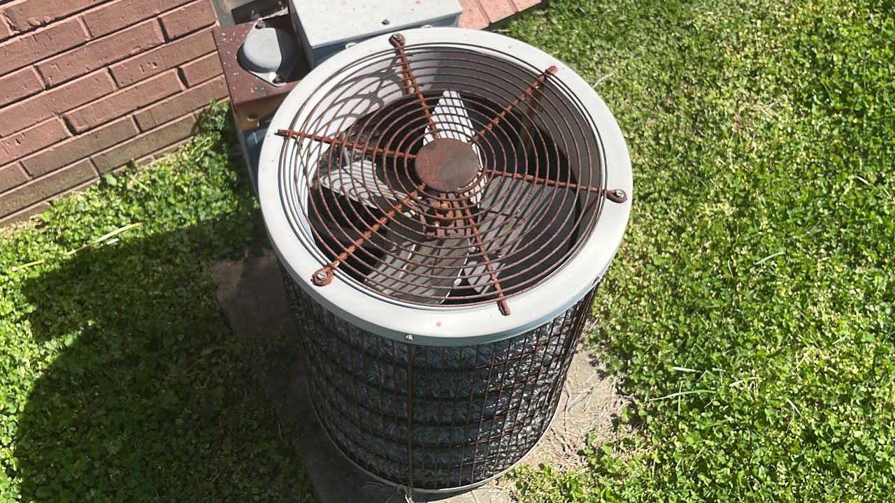 Vintage 1980s Carrier Round One Heat Pump - YouTube