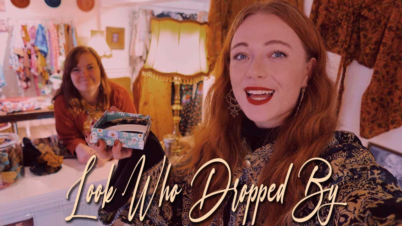 Look Who Dropped By With An Early Christmas Present - YouTube