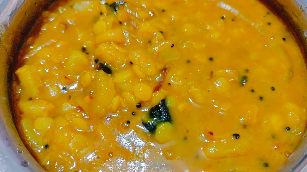 പരിപ്പും കായ കറി 😋😋Authentic Kerala Cuisine: Dal & Raw Plantain Curry ...