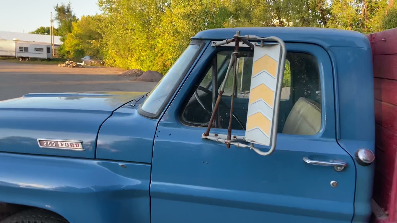 1967 Ford F600 - YouTube
