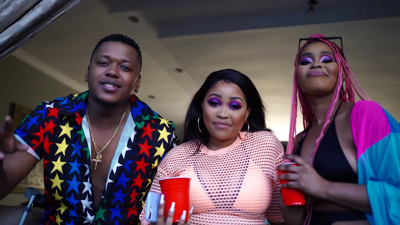 DJ HLO - FESTIVE FT. BIZIZI & KAYGEE DA KING | Behind the Scenes - YouTube