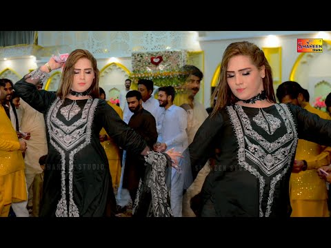 Main Banke Pyar Ki Bail | Pari Paro | Mujra Dance Performance 2024