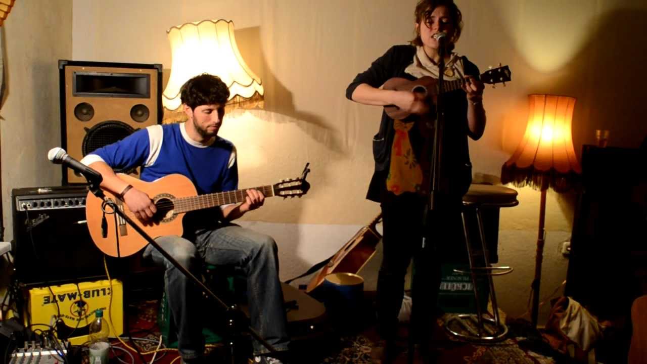 finn moustache - wer sich umdreht - YouTube
