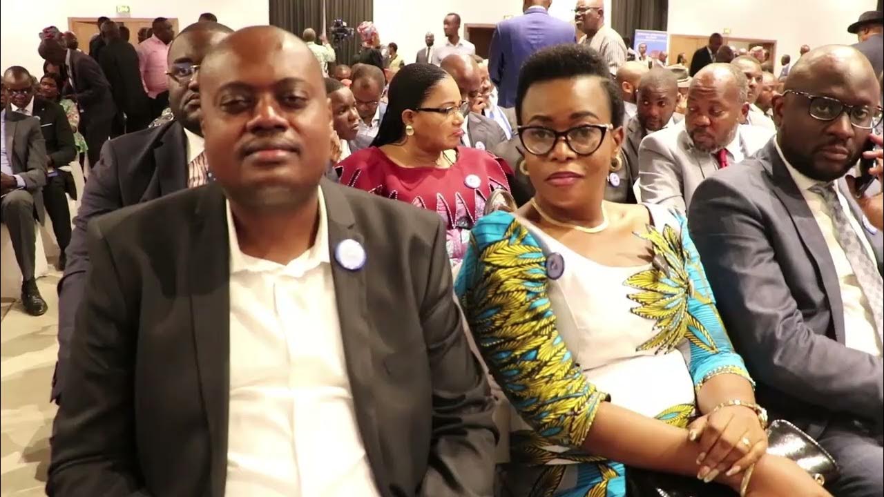 signature de la Charte constitutive de l’Union sacrée de la nation - YouTube