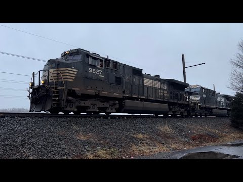 Very rare catch of NS H82 hauling Amtrak ballast cars. #amtrak #trains #ns - YouTube