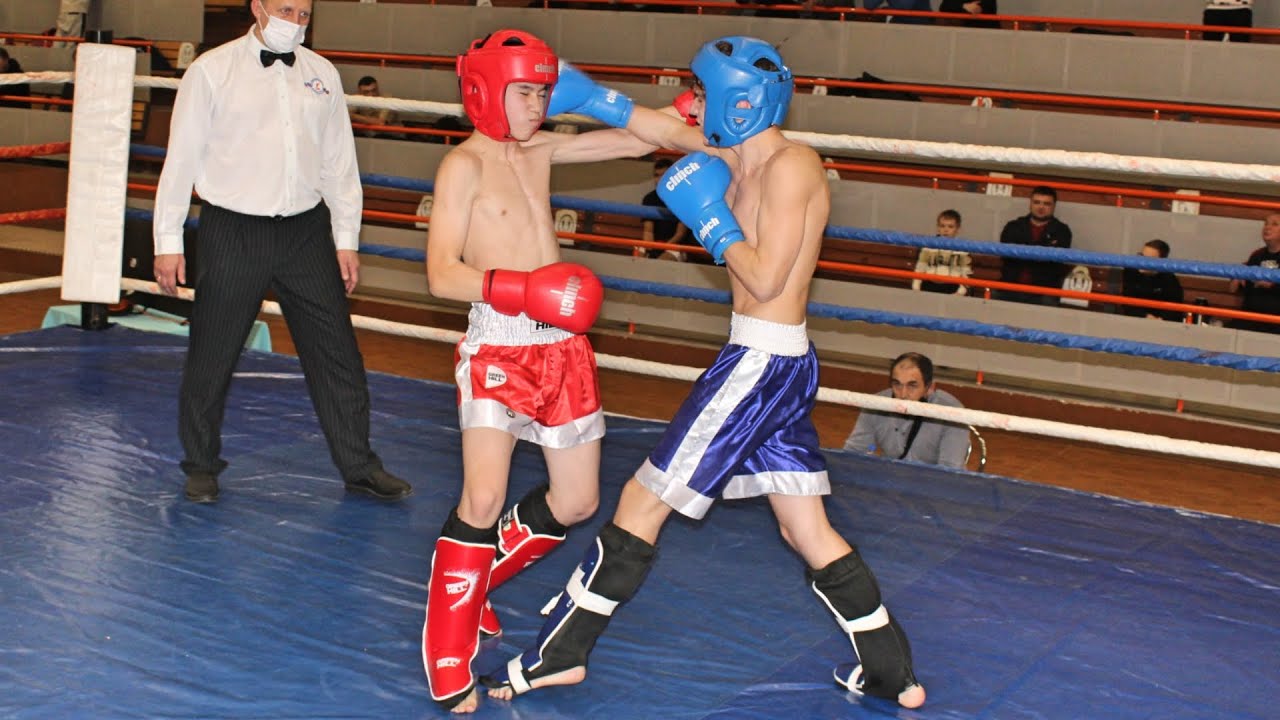 K-1 Kickboxing | juniors | Full Fight - YouTube