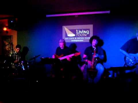 Akın Eldes & İsmail Soyberk Duo @ Living Room - 2 -