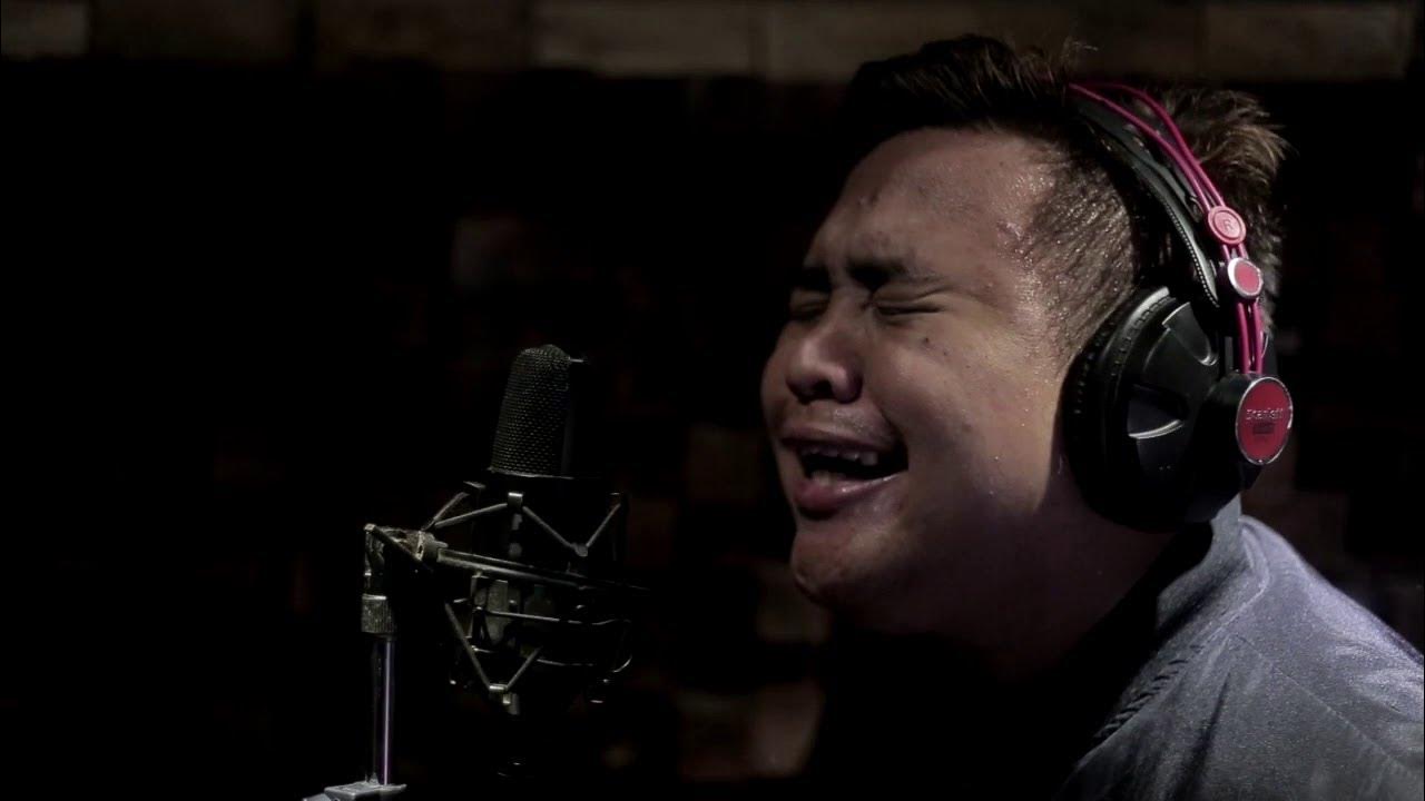 WAG KANG IIYAK - STILL ONE (IN STUDIO) - YouTube