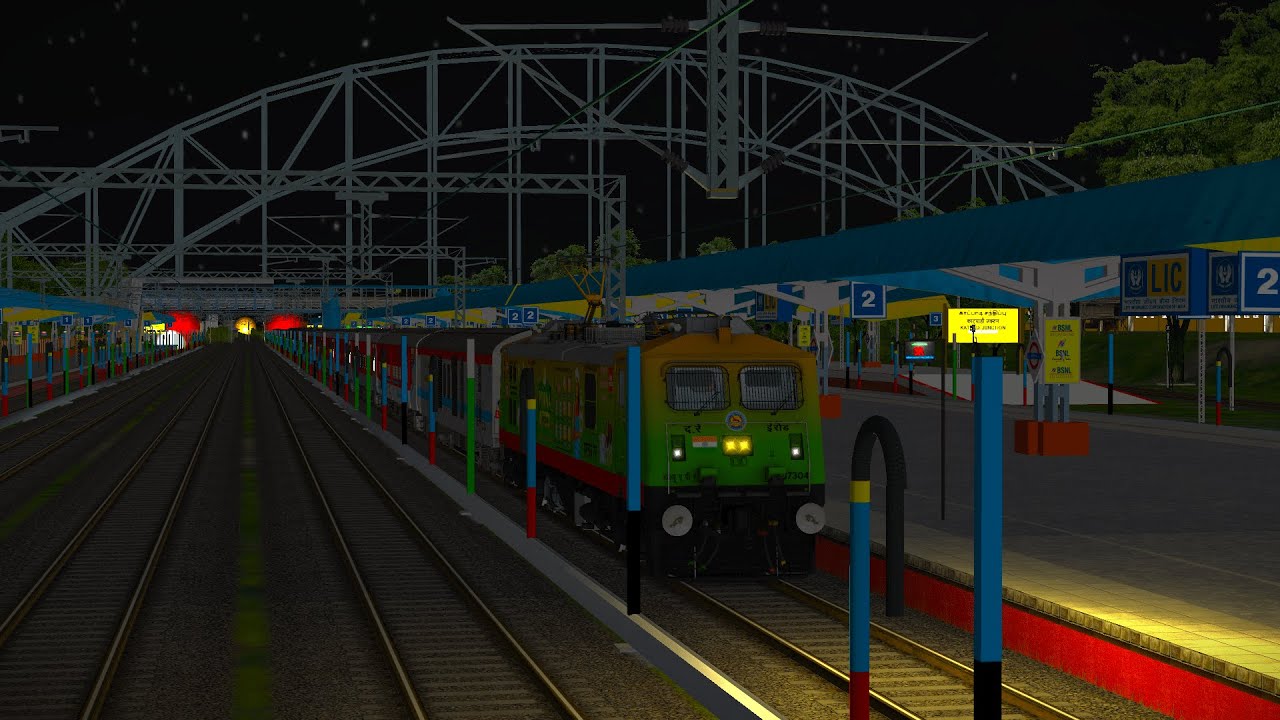12624 MGR Chennai Central Mail // Indian Railways / Microsoft Train ...