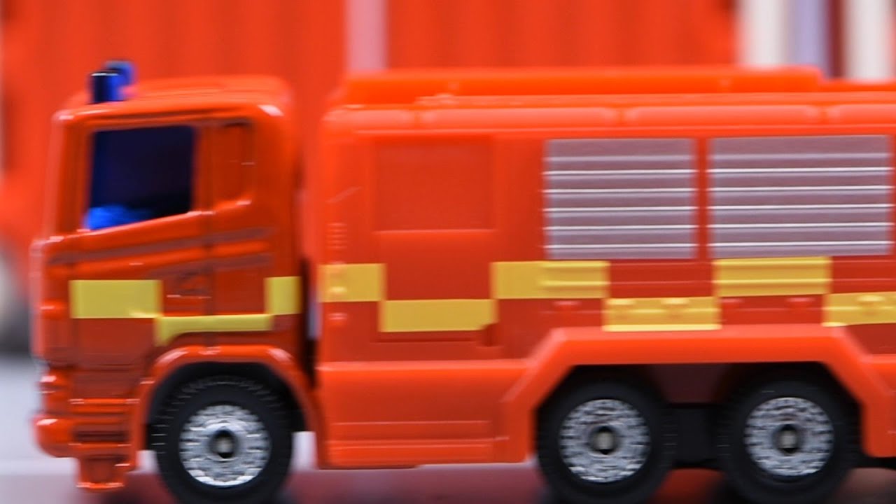 Siku - Fire Brigade Set - 1818 - Review - YouTube