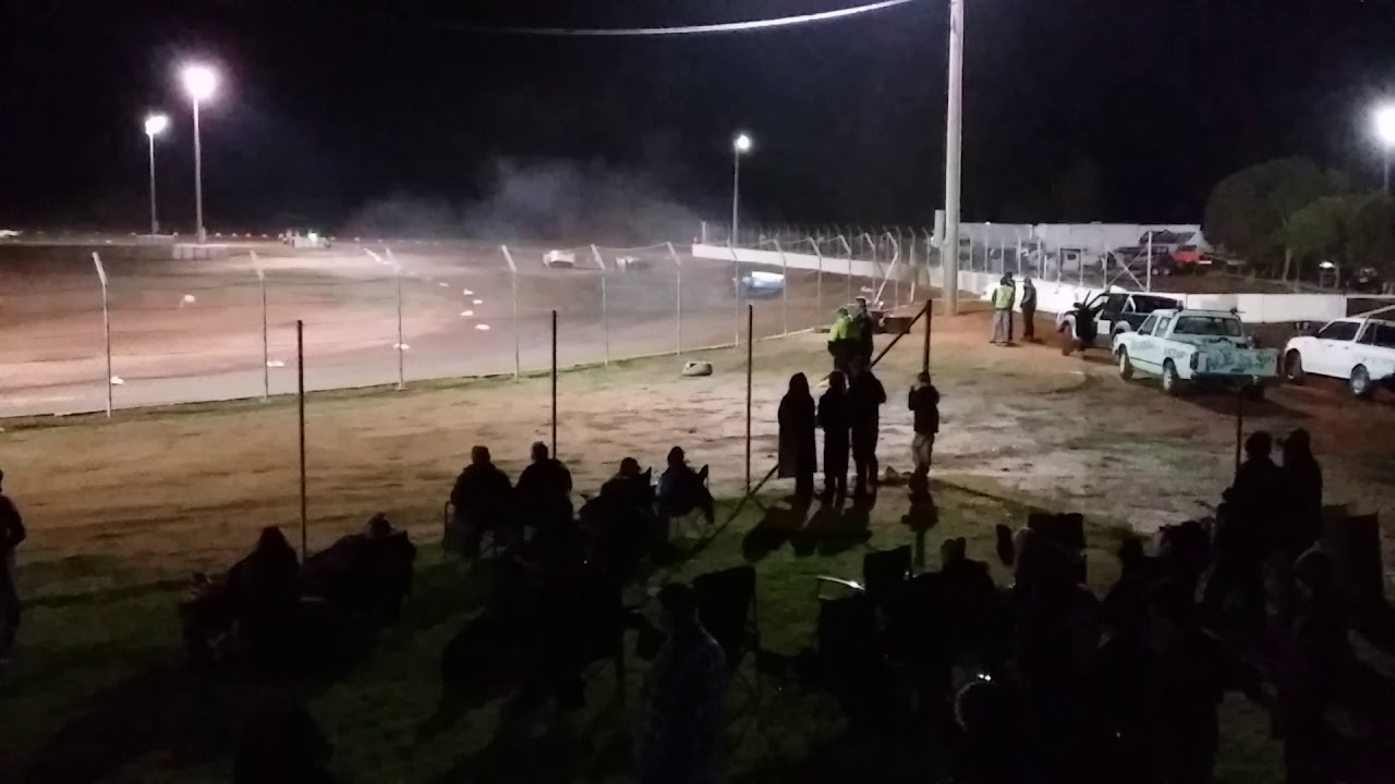 Super Sedan 'LONG TRACK CLASSIC' final @ Brobenah speedway 4/5/19 - YouTube