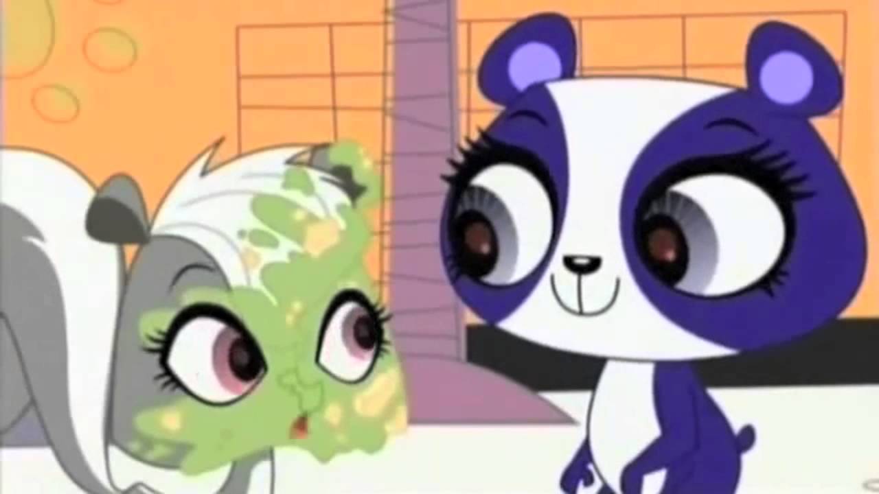 Mitzi reaction pepper clark - YouTube