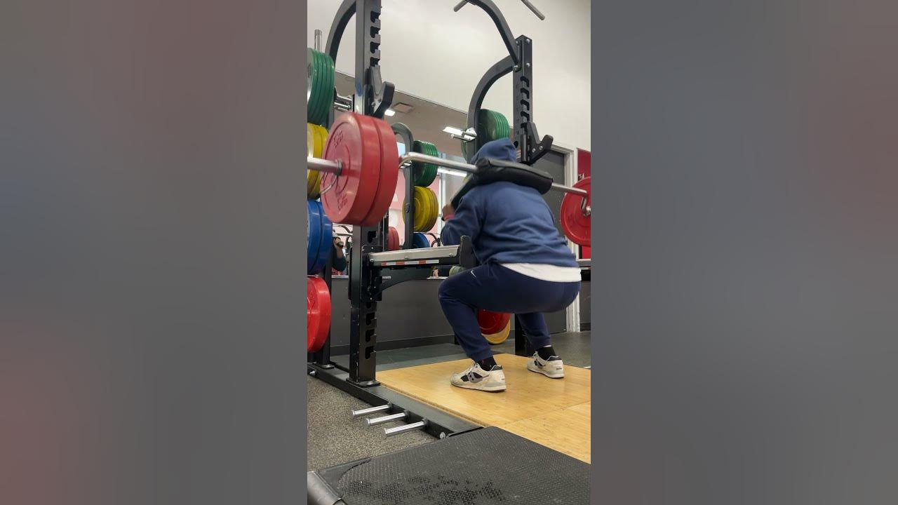 Raw Safety Bar squats 225lbs - YouTube