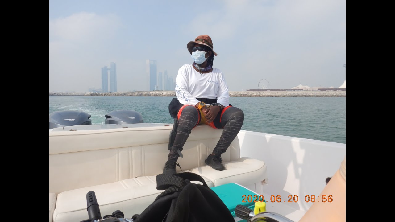 Kenyan mermaid having Fun @ Sea - Arabian Desert - YouTube