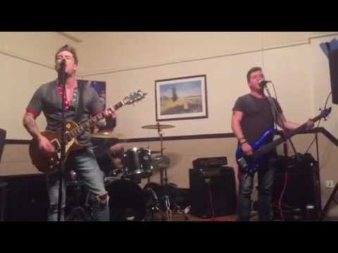 Silver @ Taibach Rugby Club Chelsea Dagger - YouTube