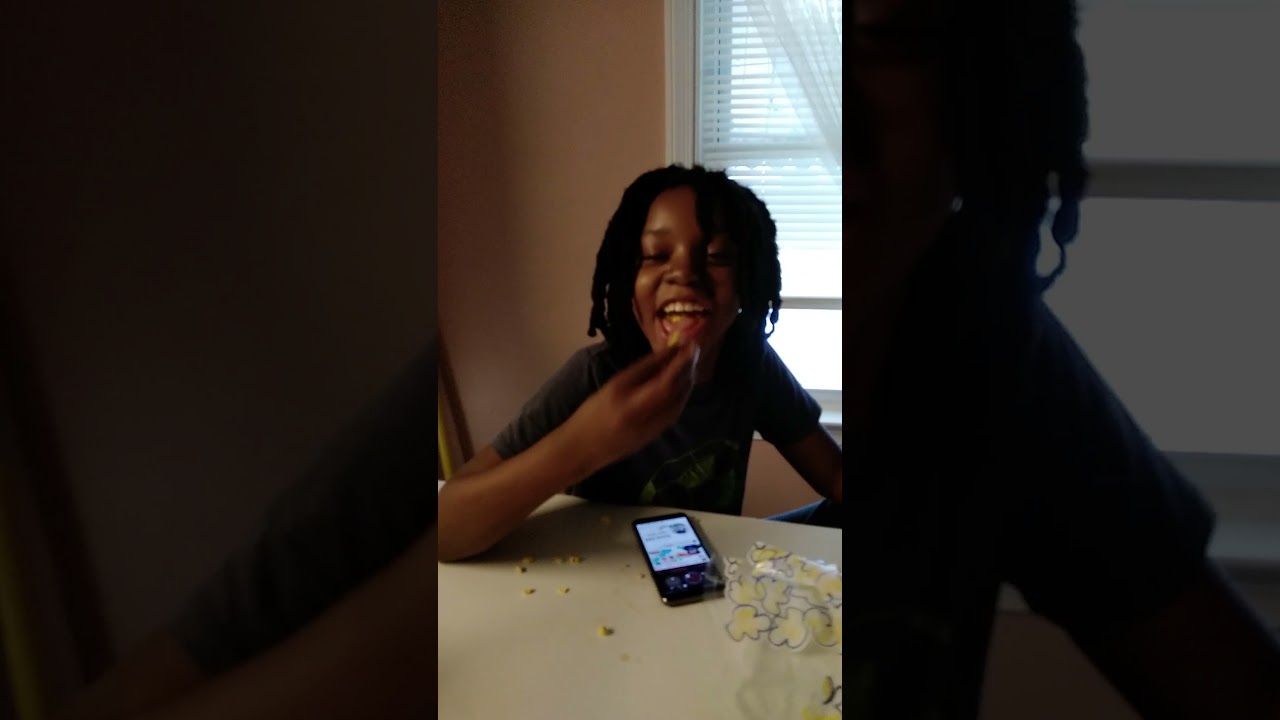 Meme do not eat popcorn. lol - YouTube