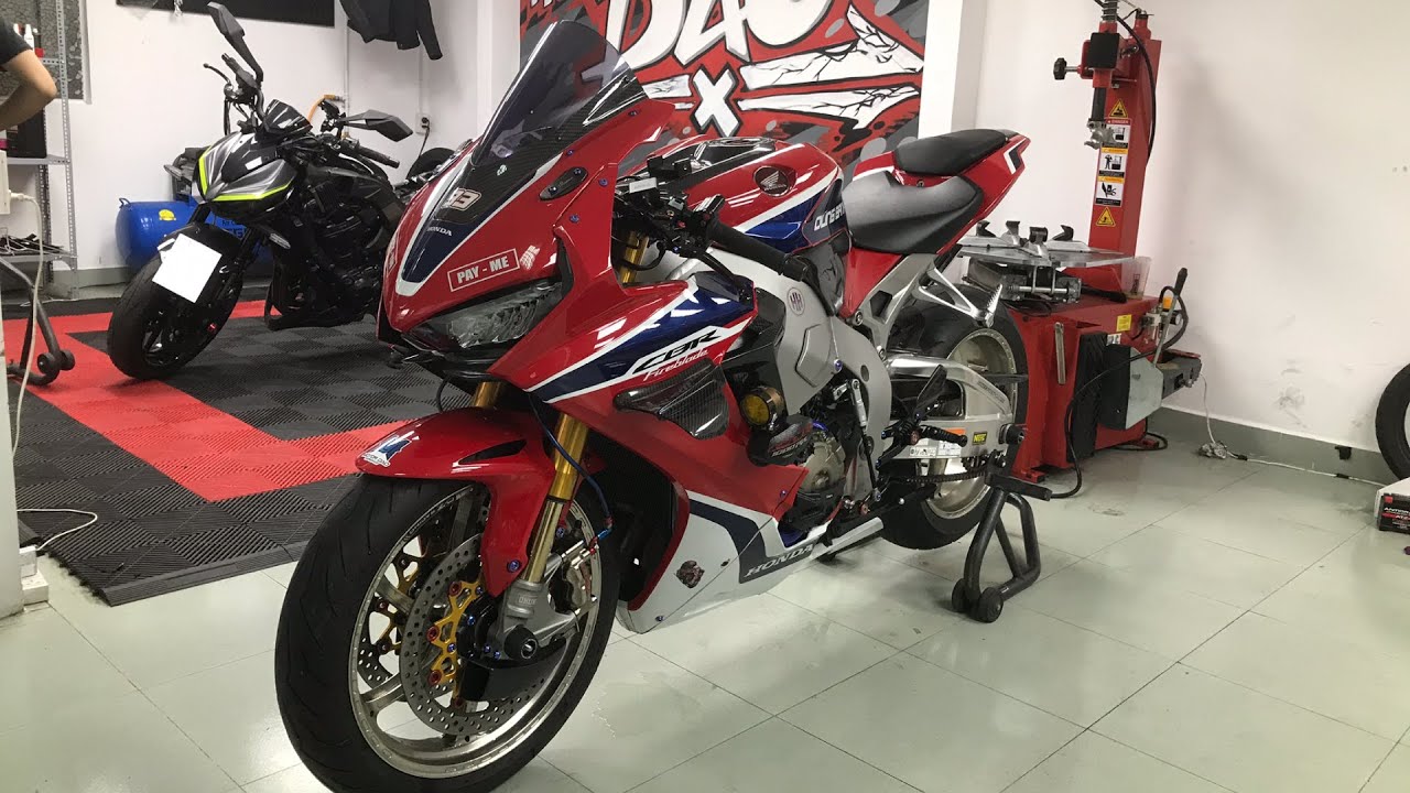BÒ CBR 1000RR SP1 2018 lên đồ chơi siêu khủng! - YouTube