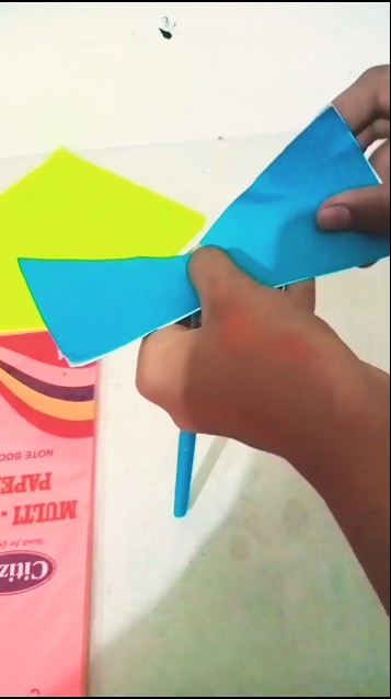 How to make a flying fan toy with paper #craft #flying #youtubeshorts # ...