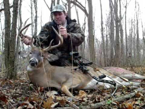 140 class deer great bowshot at 35 yard, world class hunter - YouTube