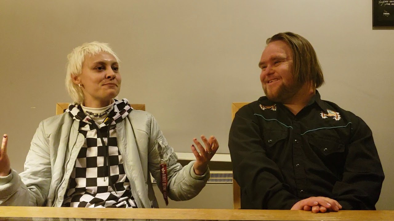 What do you love about your life, Alice Go? - YouTube