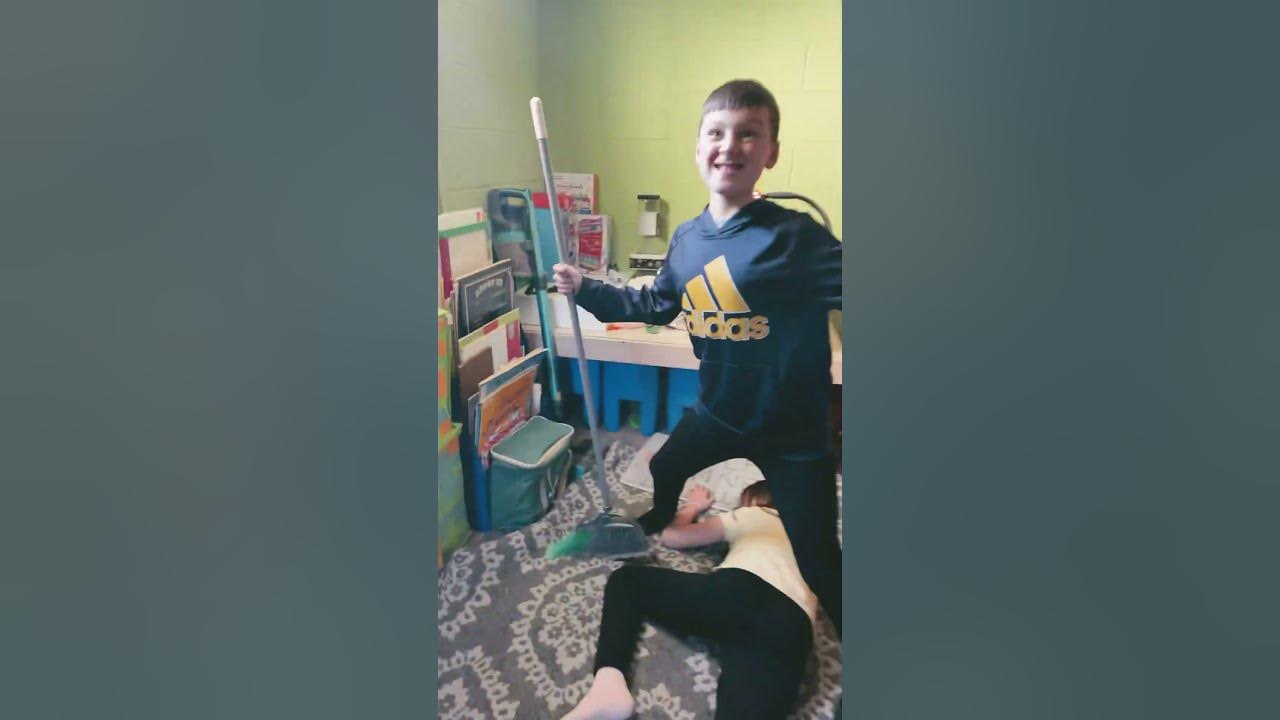 AMONG US!!!! IRL!!!!! - YouTube