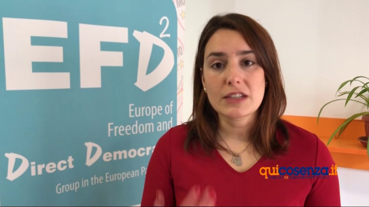 Laura Ferrara inaugura lo "Sportello Punto Europa" - YouTube