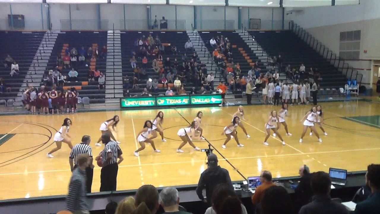 UT Dallas Power Dancers Move - Women's Homecoming Game Perfomance - YouTube