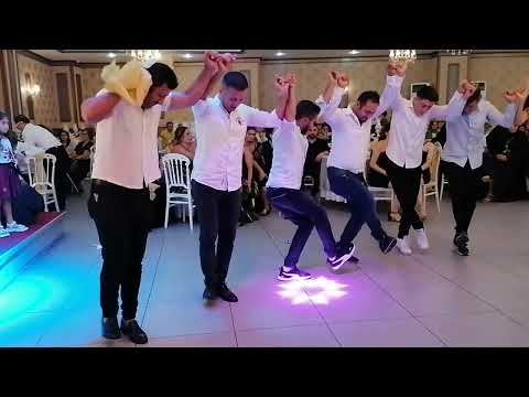 Gebze de Erzurum Şenkaya Çamlıalan köyü #jandarma oyunu..