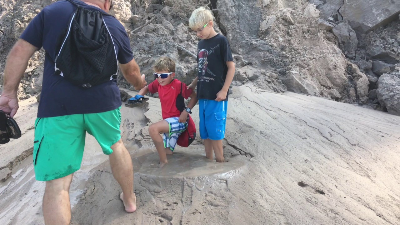 Quicksand - Lake Michigan - YouTube