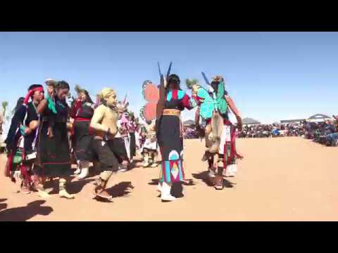 The Butterfly Dance by Hopi dancers - YouTube