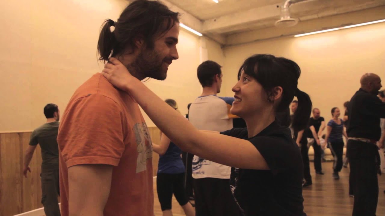 stage initiation self défense - YouTube