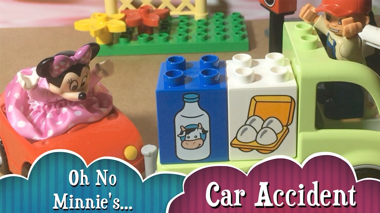 Oh No... Minnie Mouse has car accident - crash - go to Mickey's Service ...