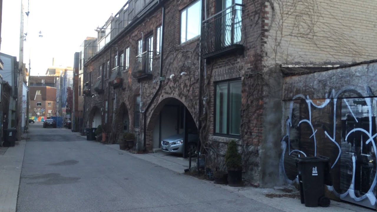Toronto Alleyway Homes | www.torontorealtyblog.com by David Fleming ...