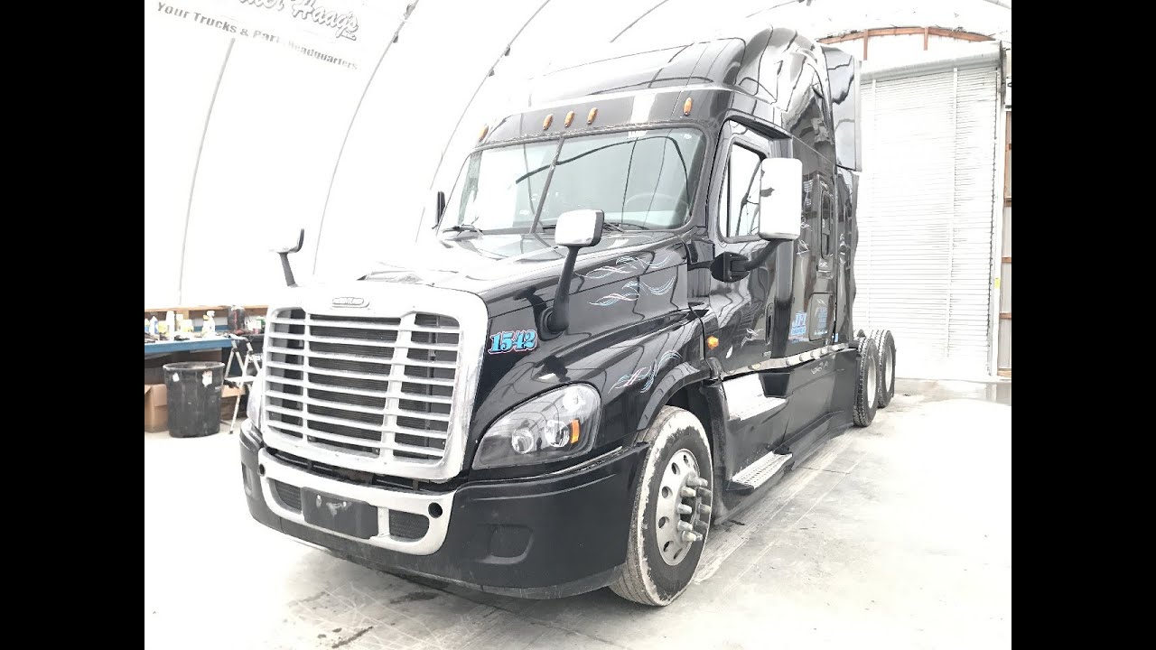 2016 Freightliner CASCADIA - Parts Unit 16WH138 - YouTube