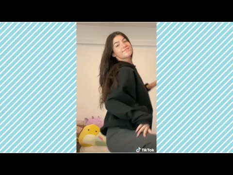 CHARLI DAMELIO LOWKEY TWERKING IN HER NEWEST TIKTOK #CharliDamelio #Shorts #TikToks #TikTok #Damelio