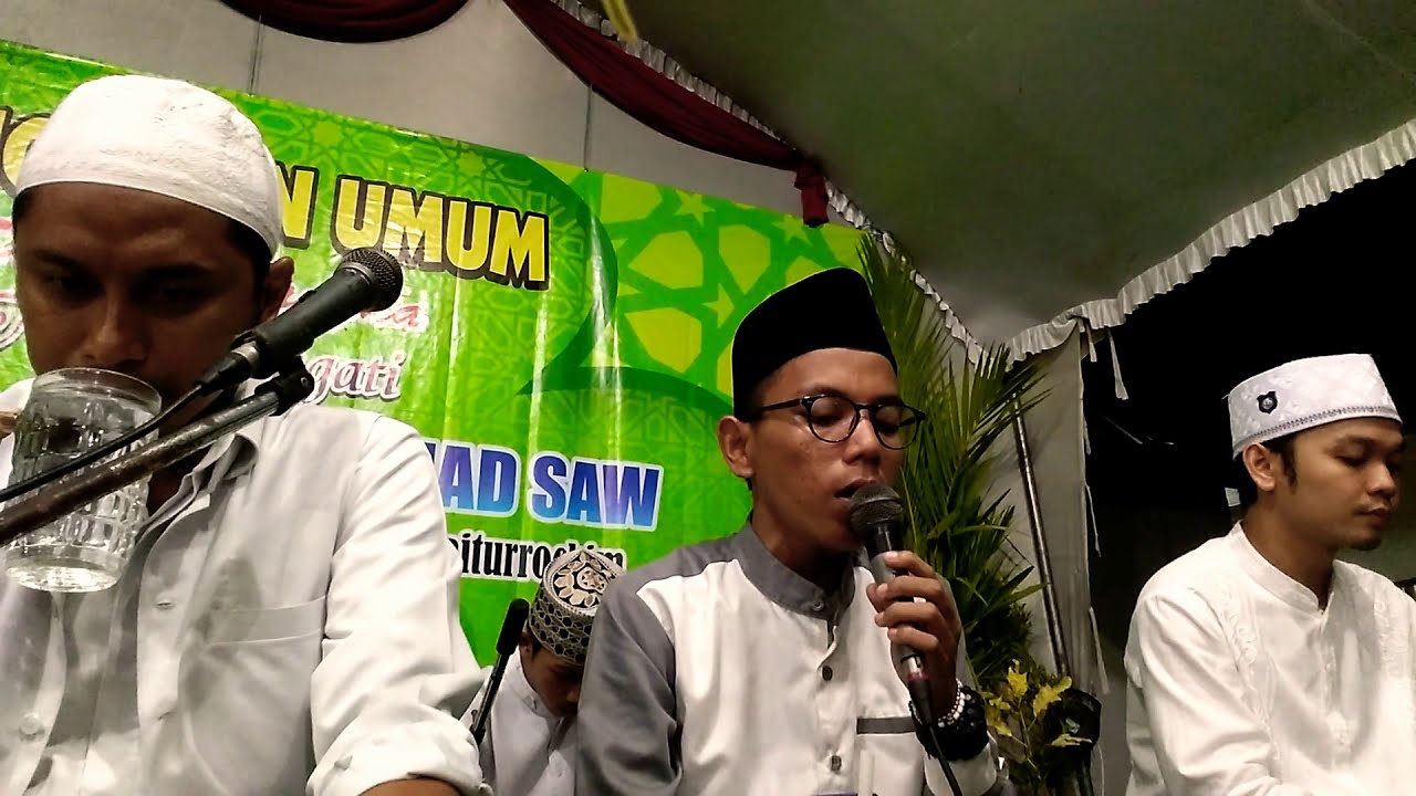 Gus apang mahalul qiyam.pandangan batik motif tari sufi - YouTube