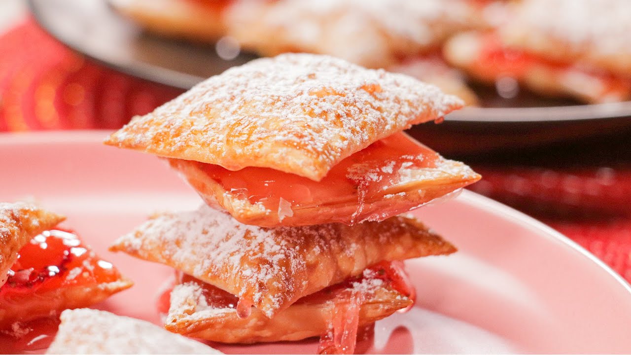 Strawberry Filled POWDERED PUFF PASTRY | Recipes.net - YouTube