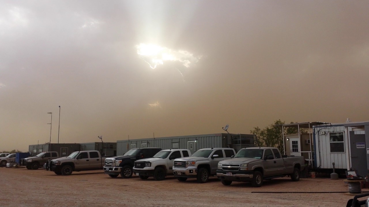 Dust Storm in Big Spring, Texas 15 June 2017 - YouTube