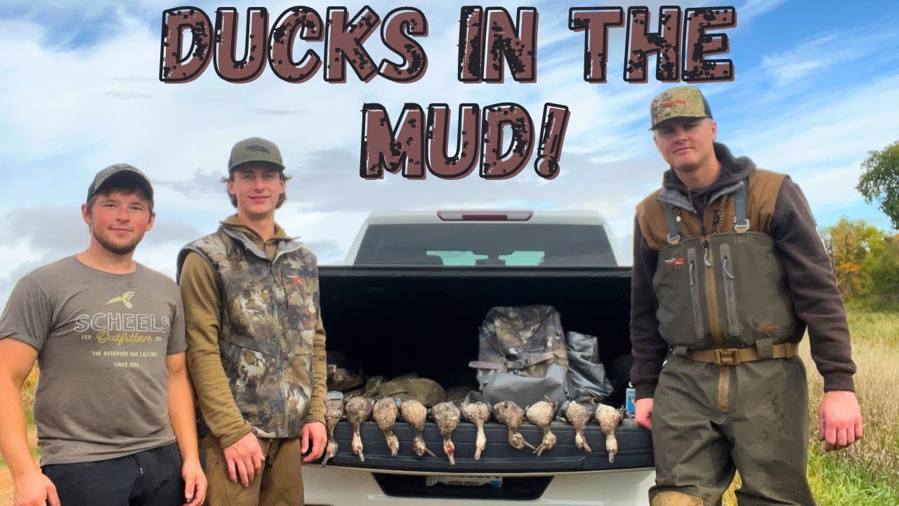 Duck Hunting In Thick Mud! (The Ducks Went Crazy!) - YouTube