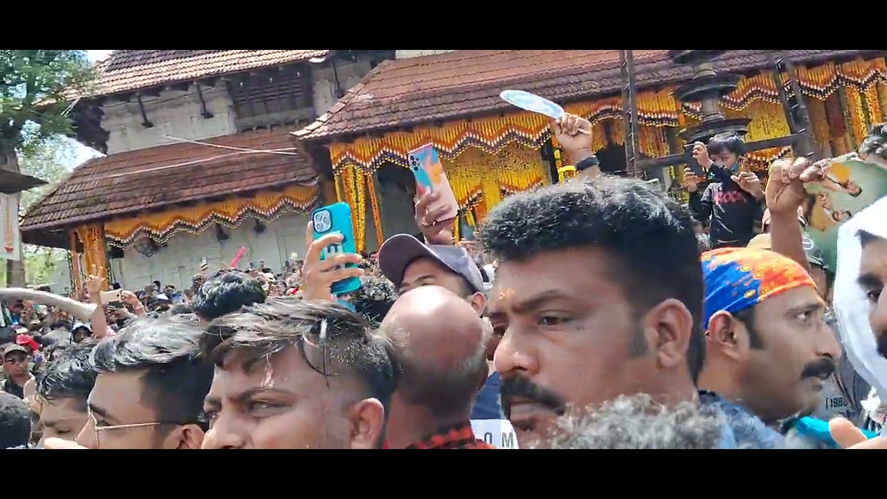 #Thrishur pooram 2023 .paramekkav varav #pooram - YouTube